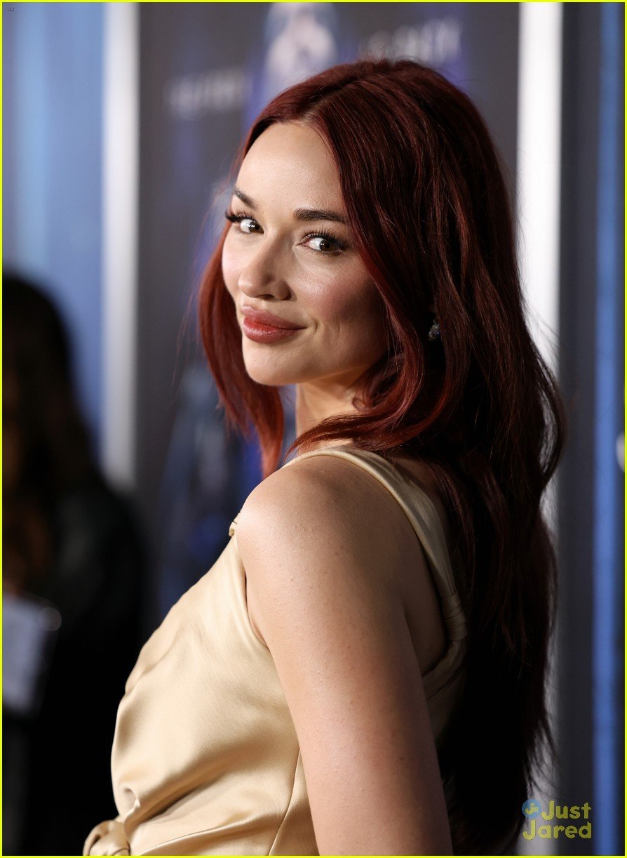 Tyler Posey, Crystal Reed & More Glam Up at 'Teen Wolf: The Movie ...