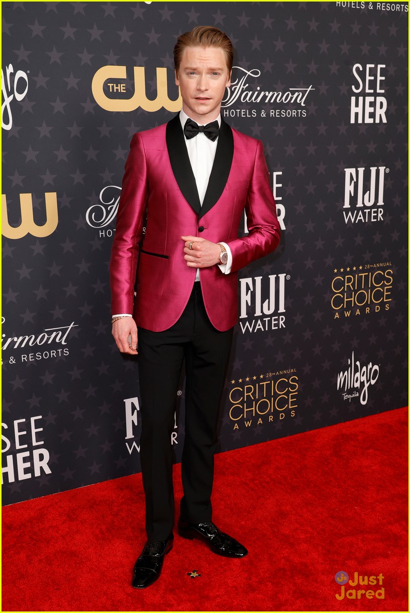 CW Stars Tyler Hoechlin, Bitsie Tulloch & More Attend Critics Choice ...