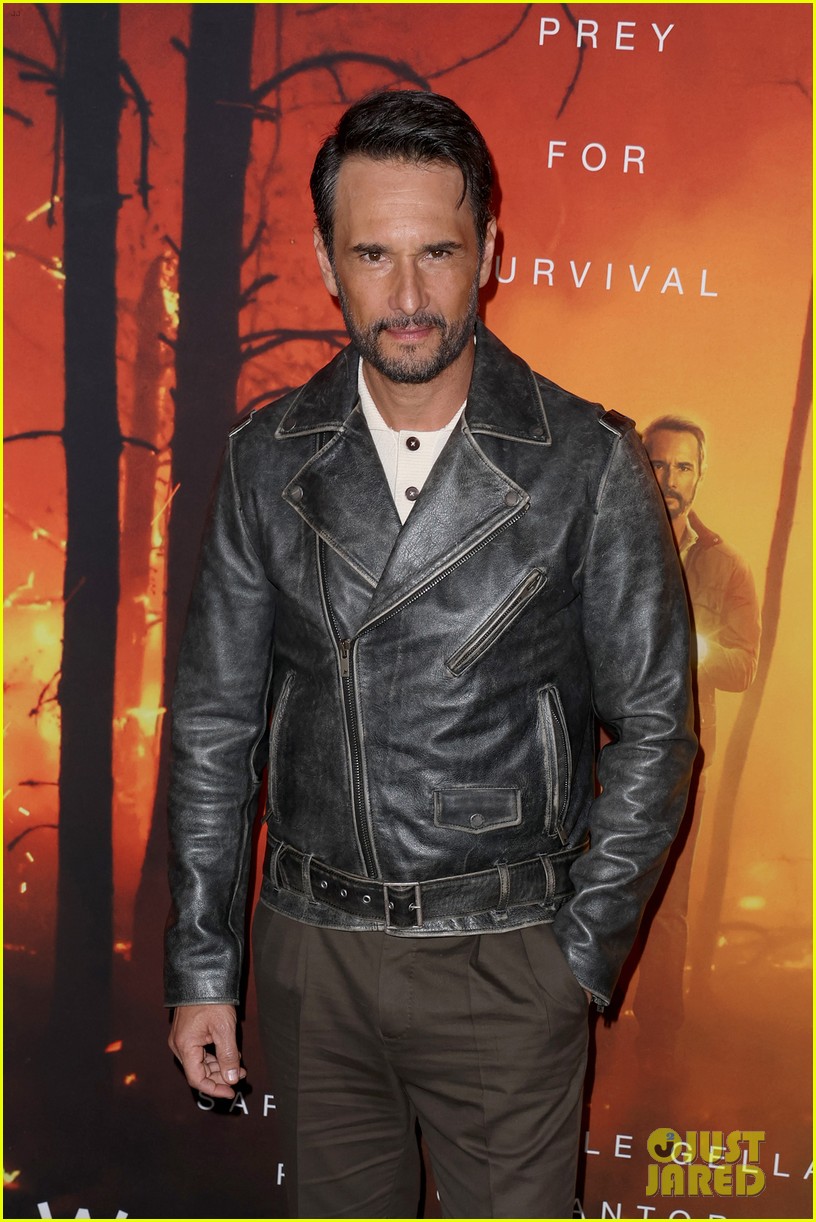 Full Sized Photo of wolf pack series premiere la 34 | 'Wolf Pack' Cast ...