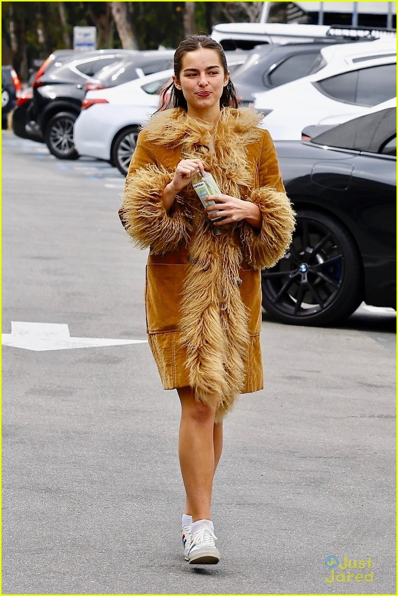 Addison Rae Shares a Laugh With Boyfriend Omer Fedi On Weekend Food Run ...