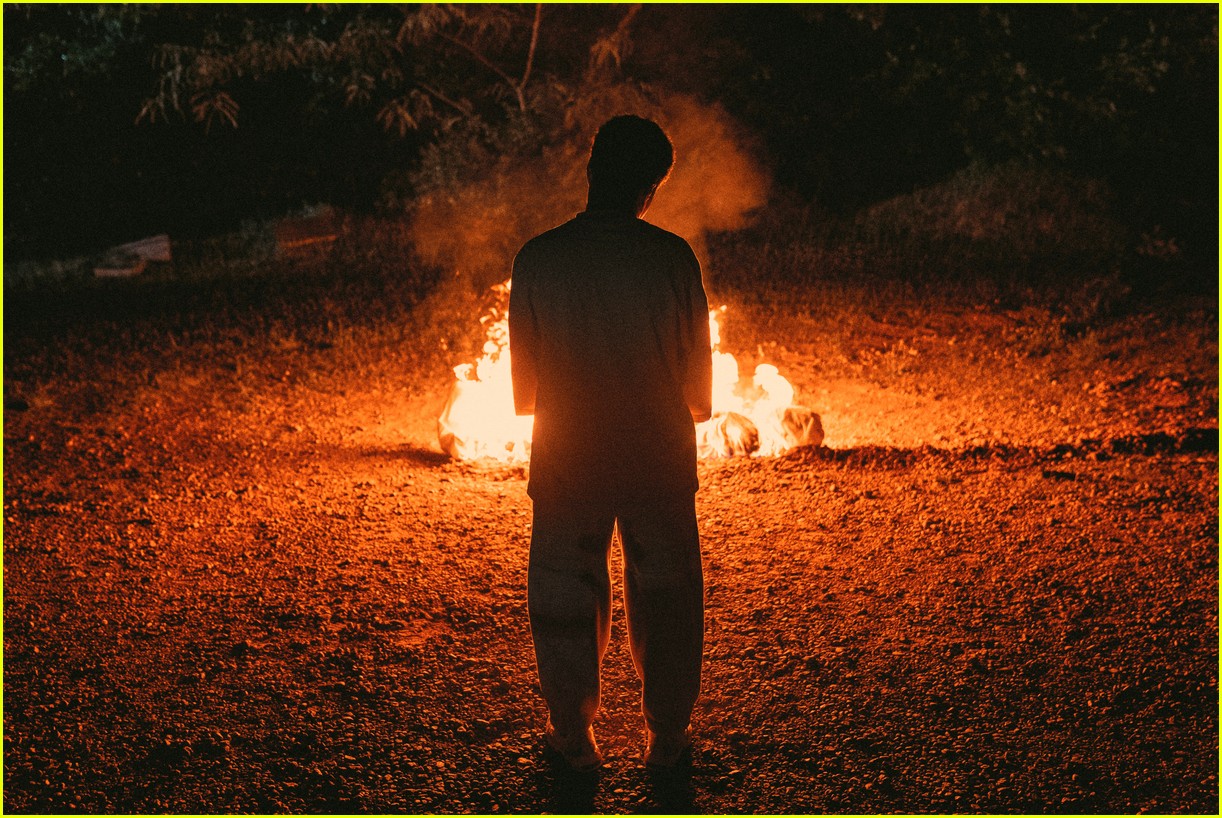 Chloe Bailey & Dominique Fishback Star In First Look at New Series ...