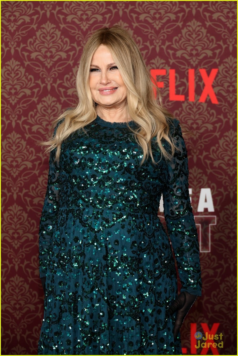 Jahi Winston & Niles Fitch Get Lots of Support at 'We Have a Ghost' Premiere | Photo 1369367 ...