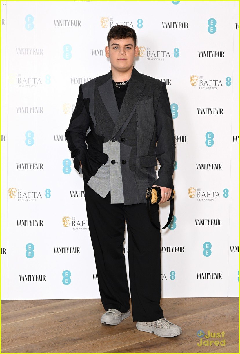 'Heartstopper' Stars Step Out to Celebrate EE BAFTA Rising Stars ...