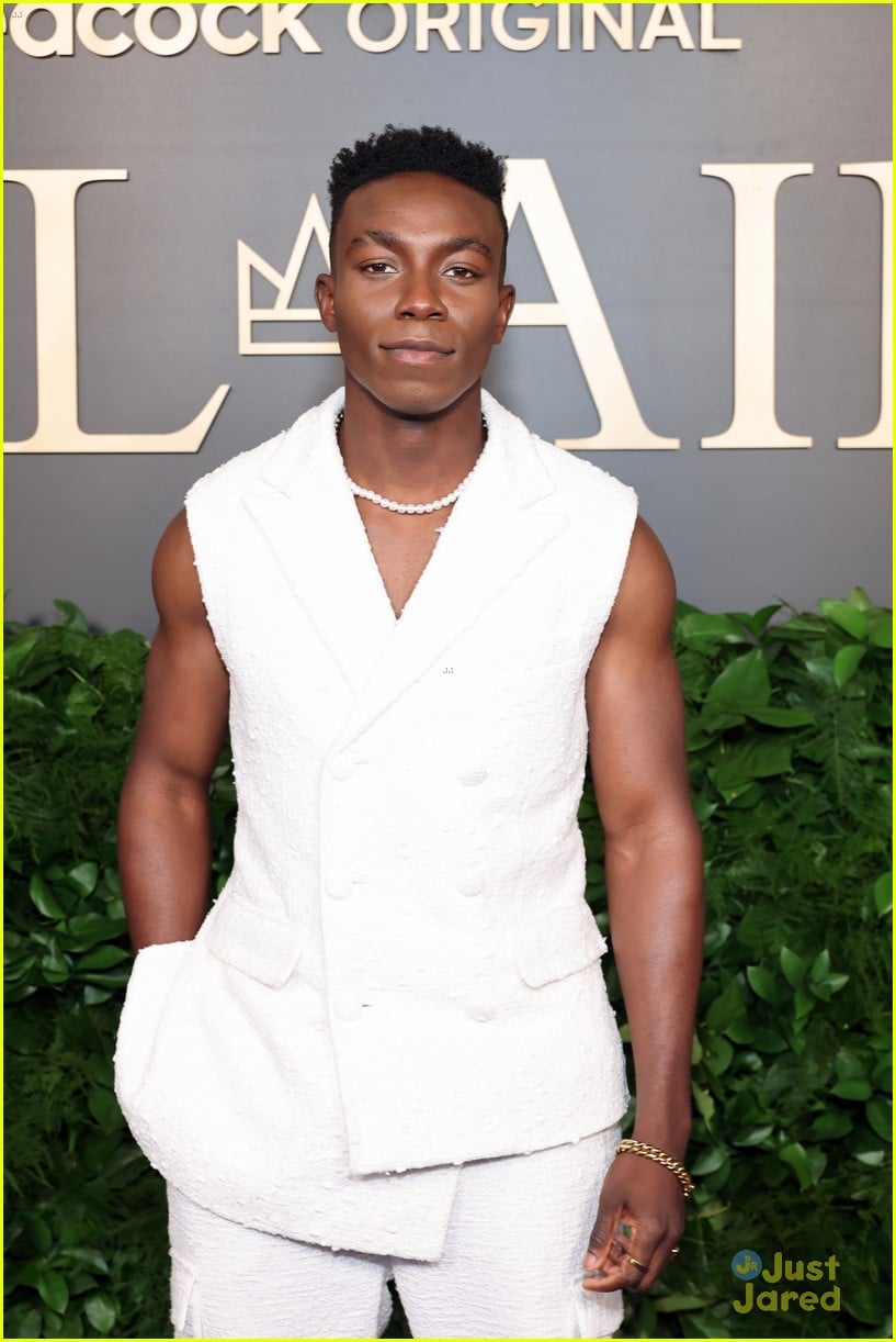 Jabari Banks Shaves 'Bel-Air' Crown Logo Into Back of Head for Season 2 ...