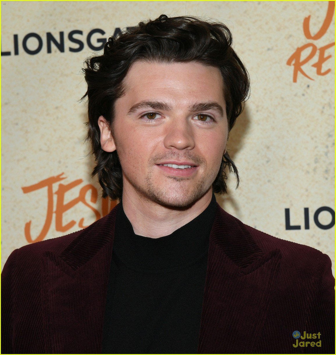 Joel Courtney Premieres New Movie 'Jesus Revolution' with Wife Mia | Photo 1368827 - Photo ...
