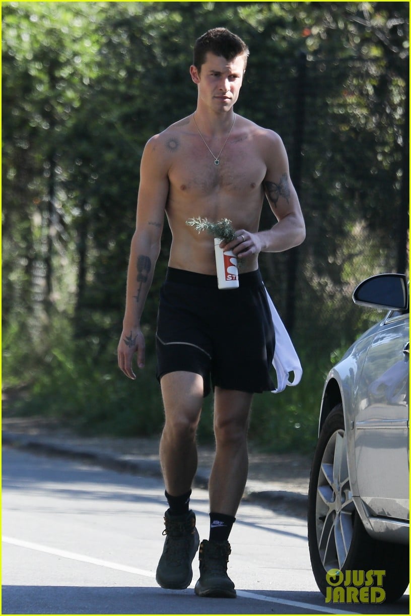 Eric Allan Kramer Shirtless