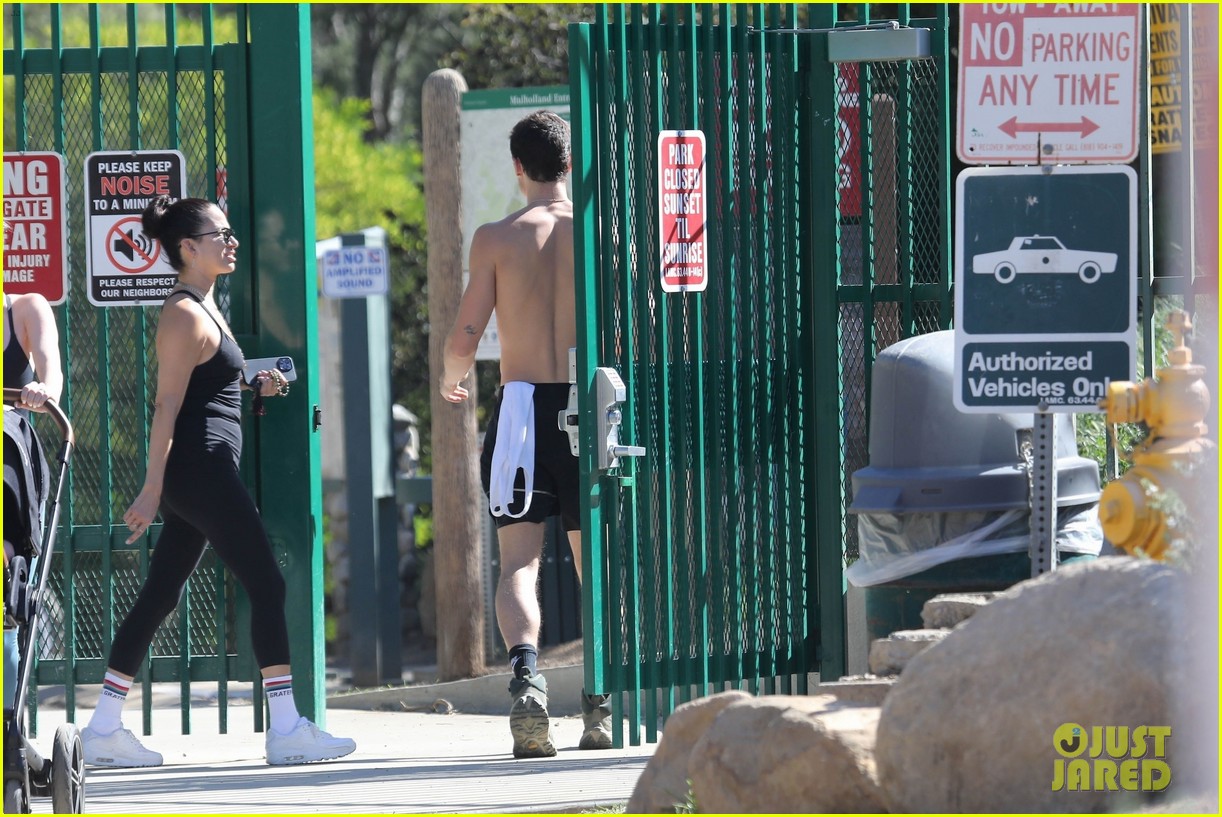 Shawn Mendes Continues To Fuel Dating Rumors With Dr Jocelyne Miranda