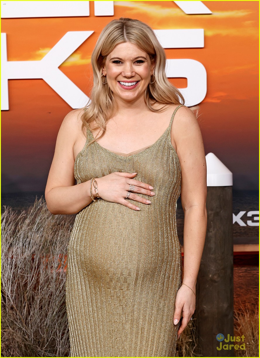 'Outer Banks' Cast Premiere Season 3 Ahead of Netflix Release - See the ...