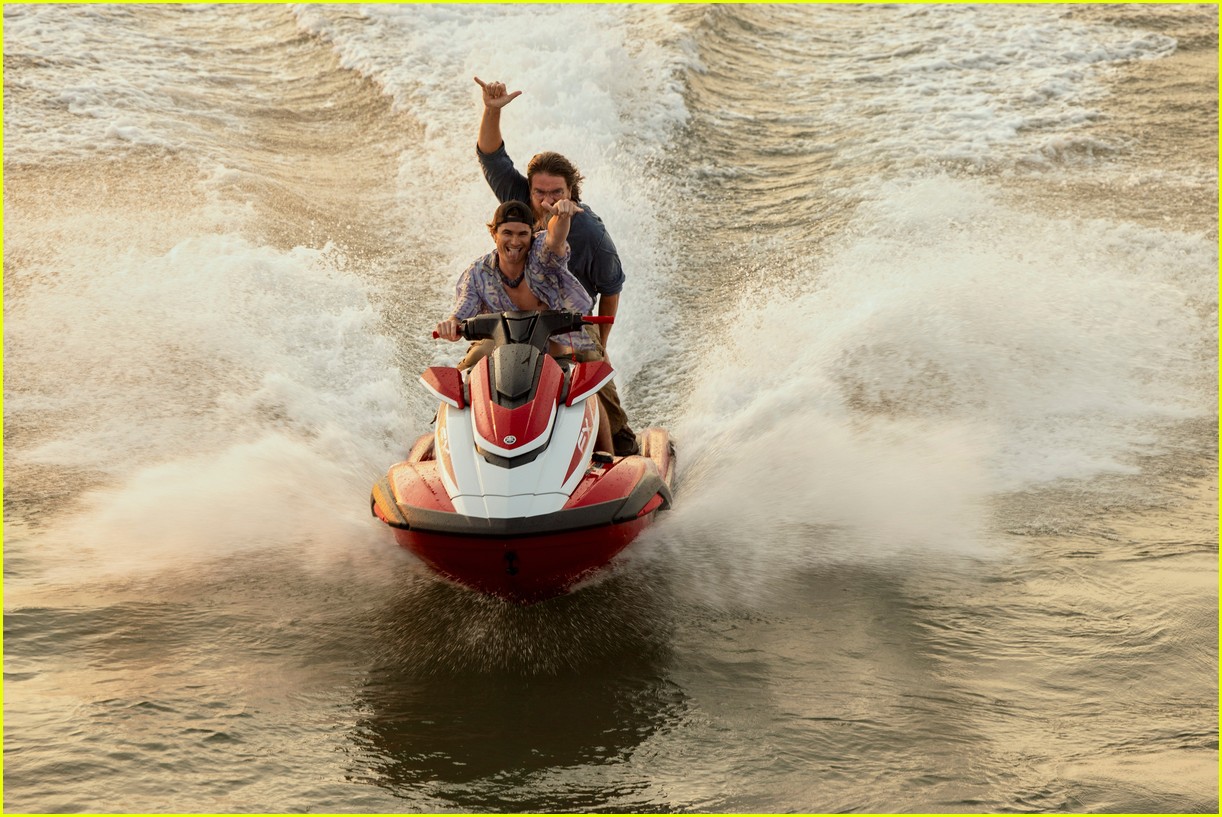 'Outer Banks' Will Return for Fourth Season at Netflix, Show is Renewed Before Season 3 ...