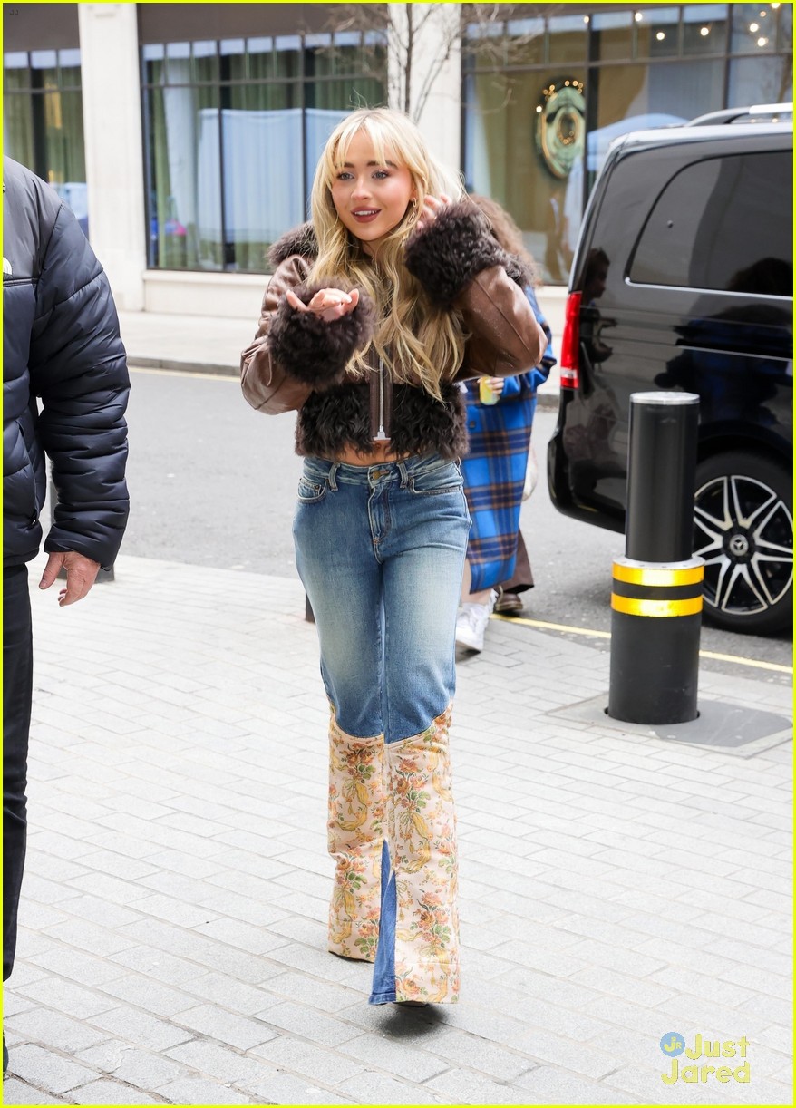 Full Sized Photo of sabrina carpenter covers harry styles late night ... Full Sized Photo of sabrina carpenter covers harry styles late night ...