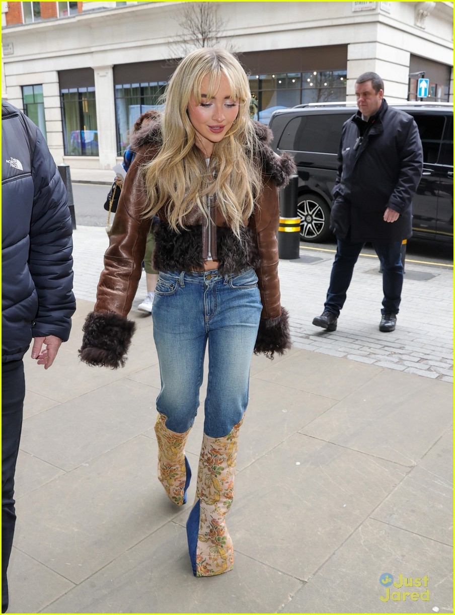 Full Sized Photo of sabrina carpenter covers harry styles late night ... Full Sized Photo of sabrina carpenter covers harry styles late night ...