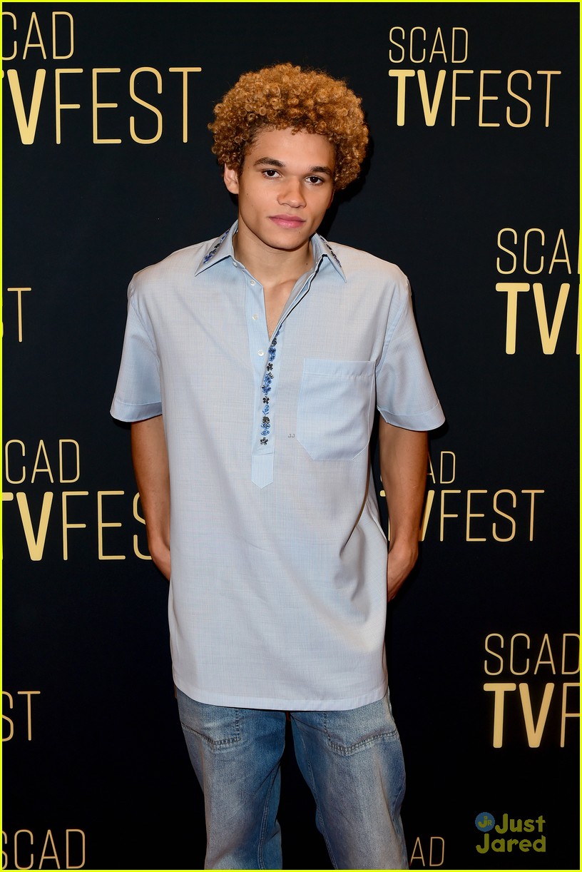 'Wolf Pack' Cast Take Part in Q&A at SCAD TVfest, Sarah Michelle Gellar ...