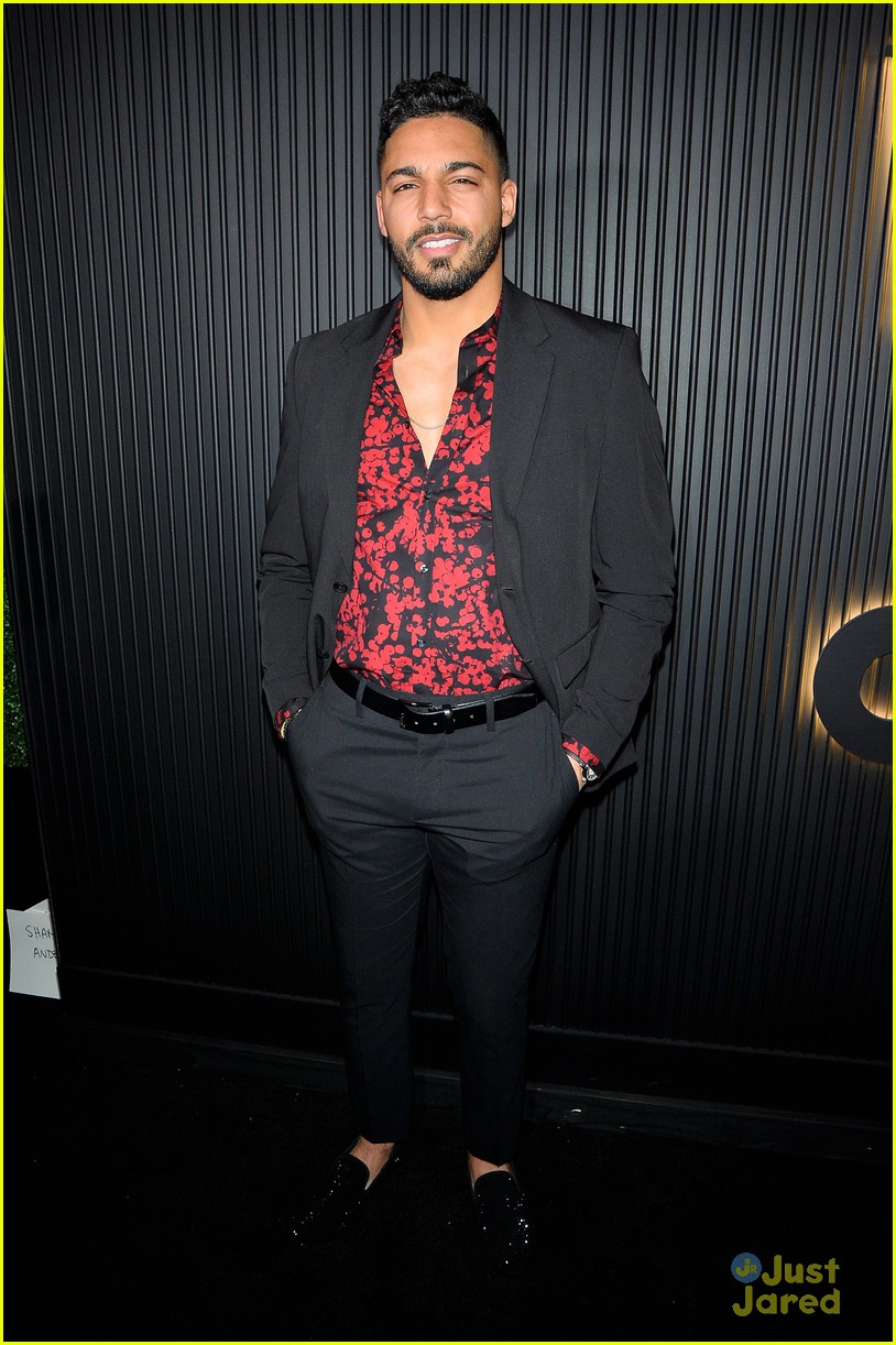 Bailee Madison & Blake Richardson Attend Young Hollywood Party with ...