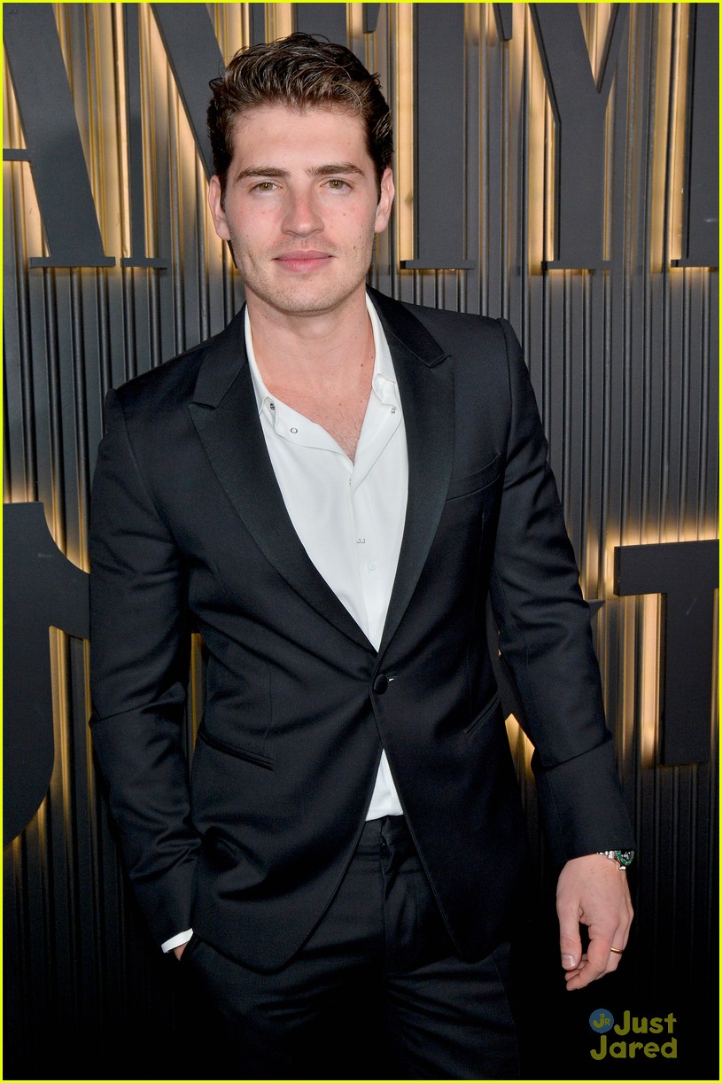 Bailee Madison & Blake Richardson Attend Young Hollywood Party with ...