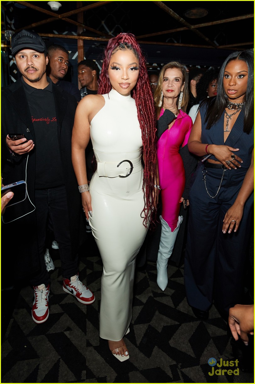 Chloe Bailey Makes Solo Debut with 'In Pieces,' Releases New Video for ...