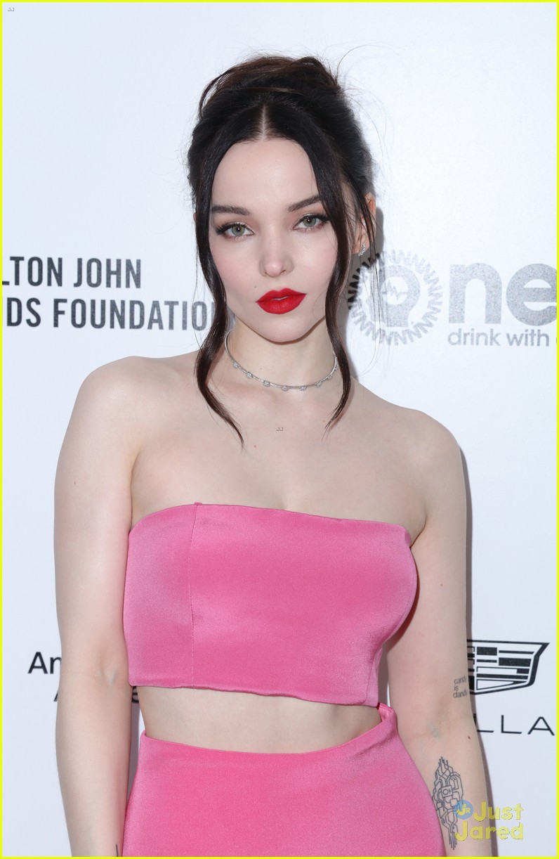 Dove Cameron is Pretty in Pink at Elton John AIDS Foundation's 2023 ...