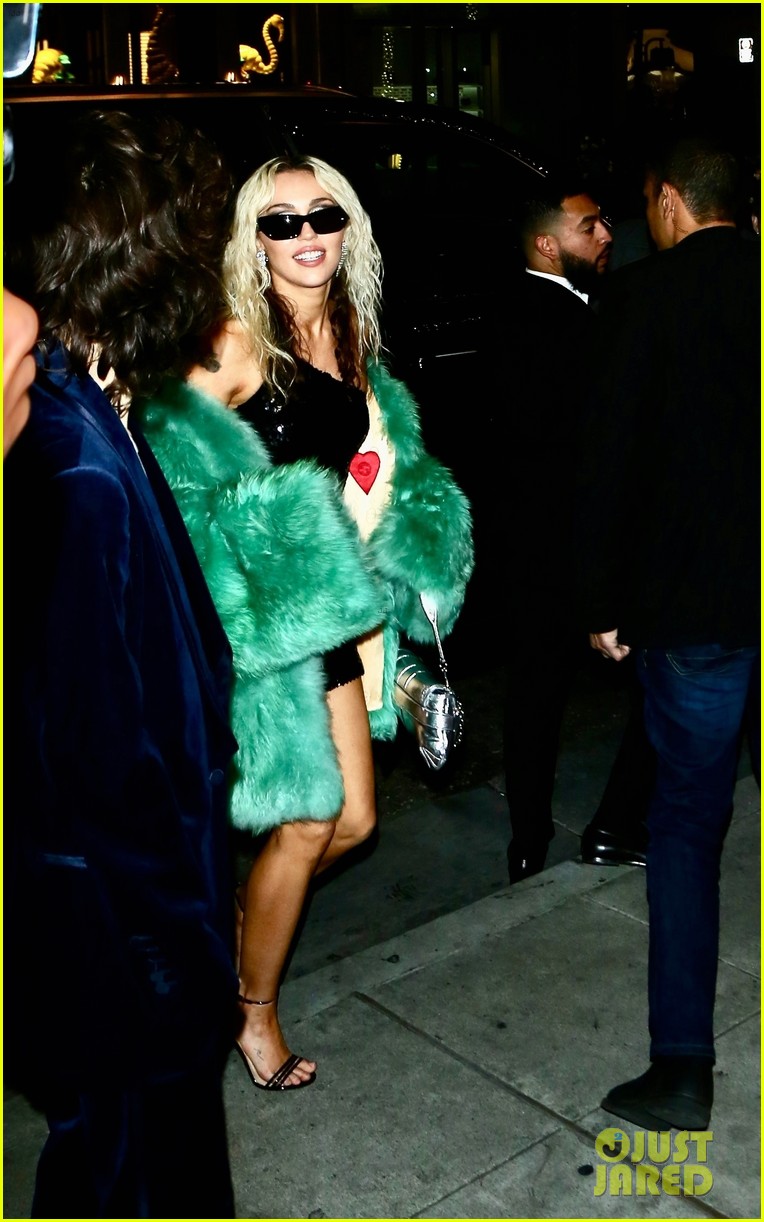 Miley Cyrus Still Going Strong with Boyfriend Maxx Morando, Celebrates ...