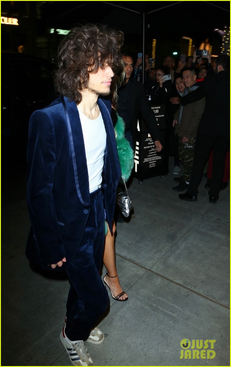 Miley Cyrus Still Going Strong with Boyfriend Maxx Morando, Celebrates ...