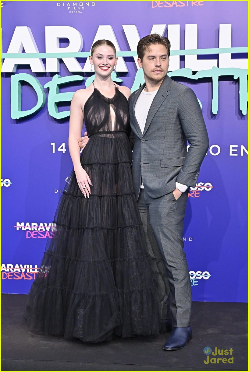 Virginia Gardner & Dylan Sprouse Premiere 'Beautiful Disaster' In Madrid | Photo 1373306 - Photo ...