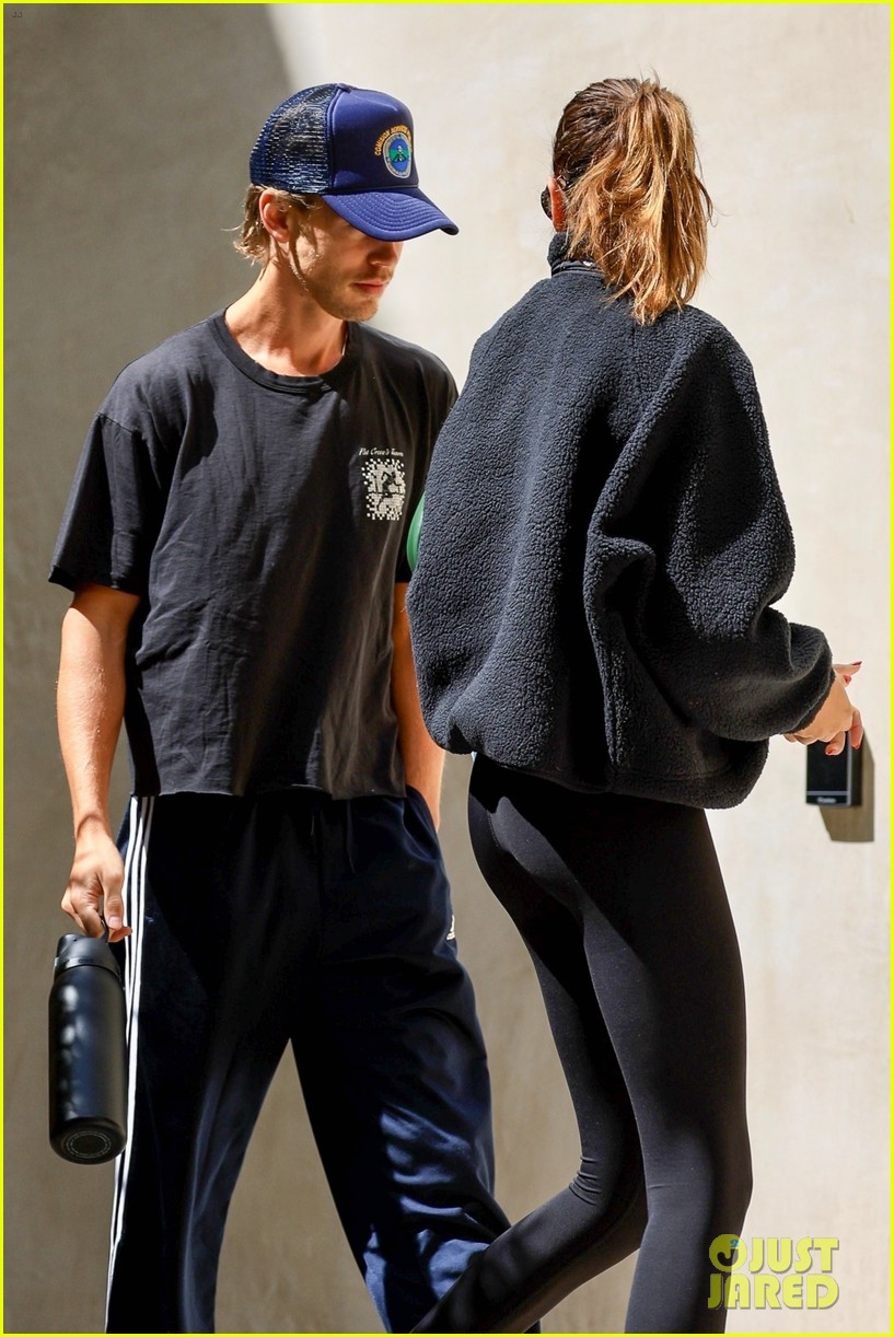 Austin Butler & Kaia Gerber Kickstart the Day With a Pilates Class ...