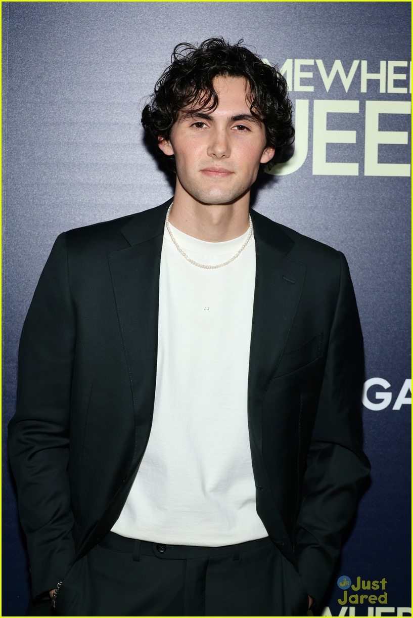 Full Sized Photo Of Sadie Stanley Joins Jacob Ward More At Somewhere In Queens Premiere 08