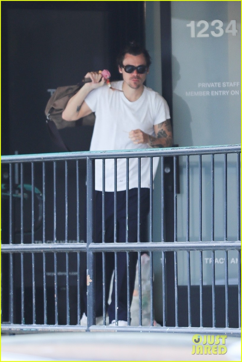 Harry Styles Spotted at Same Gym as Olivia Wilde Just Minutes After Her ...