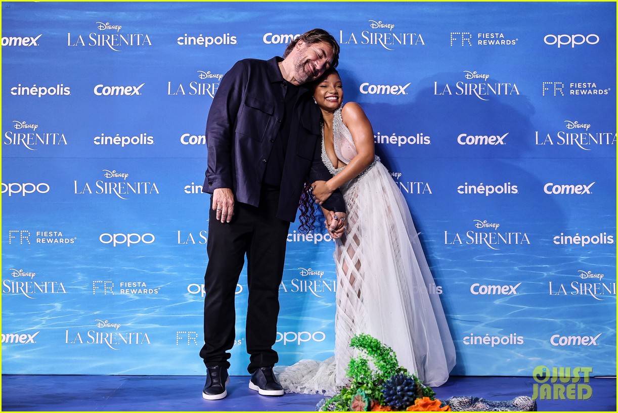 Full Sized Photo of halle bailey little mermaid premiere 10 | Halle ... Full Sized Photo of halle bailey little mermaid premiere 10 | Halle ...