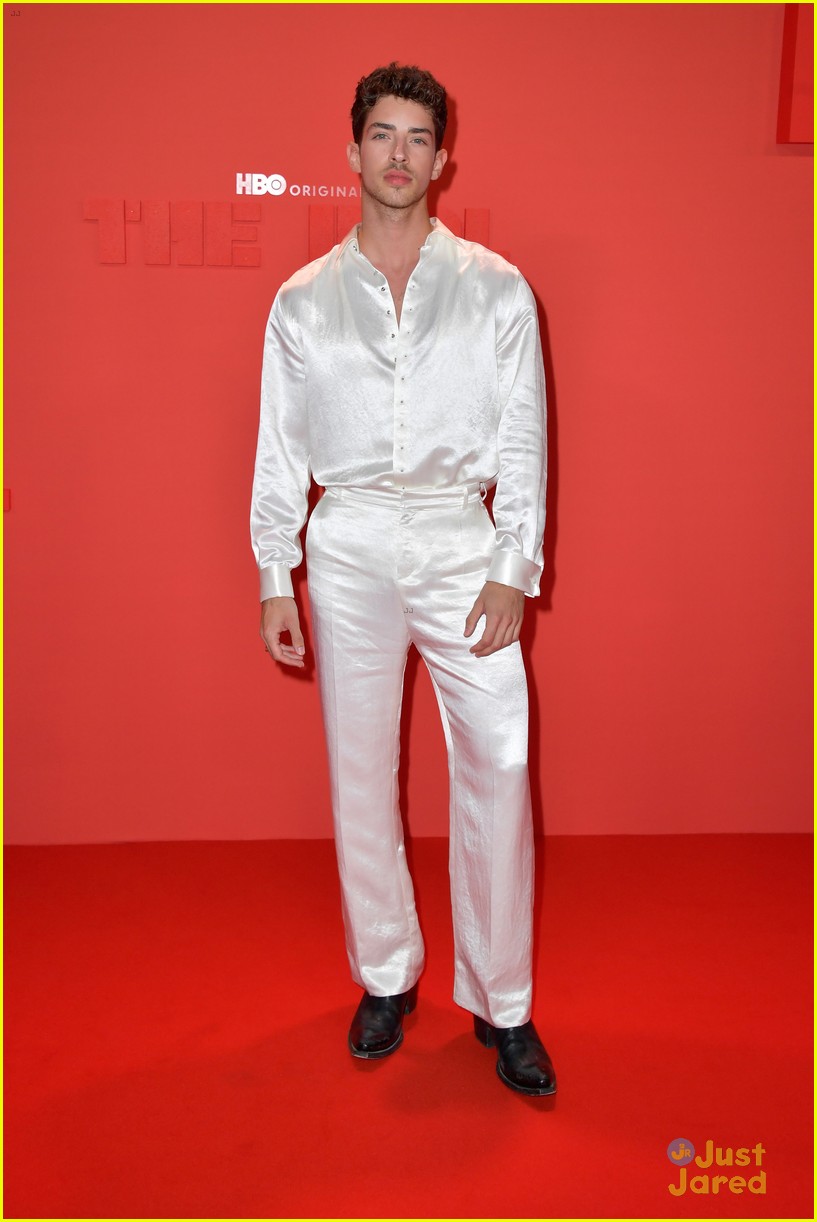 Lily-Rose Depp, Troye Sivan & Jennie Premiere New Series 'The Idol' at ...