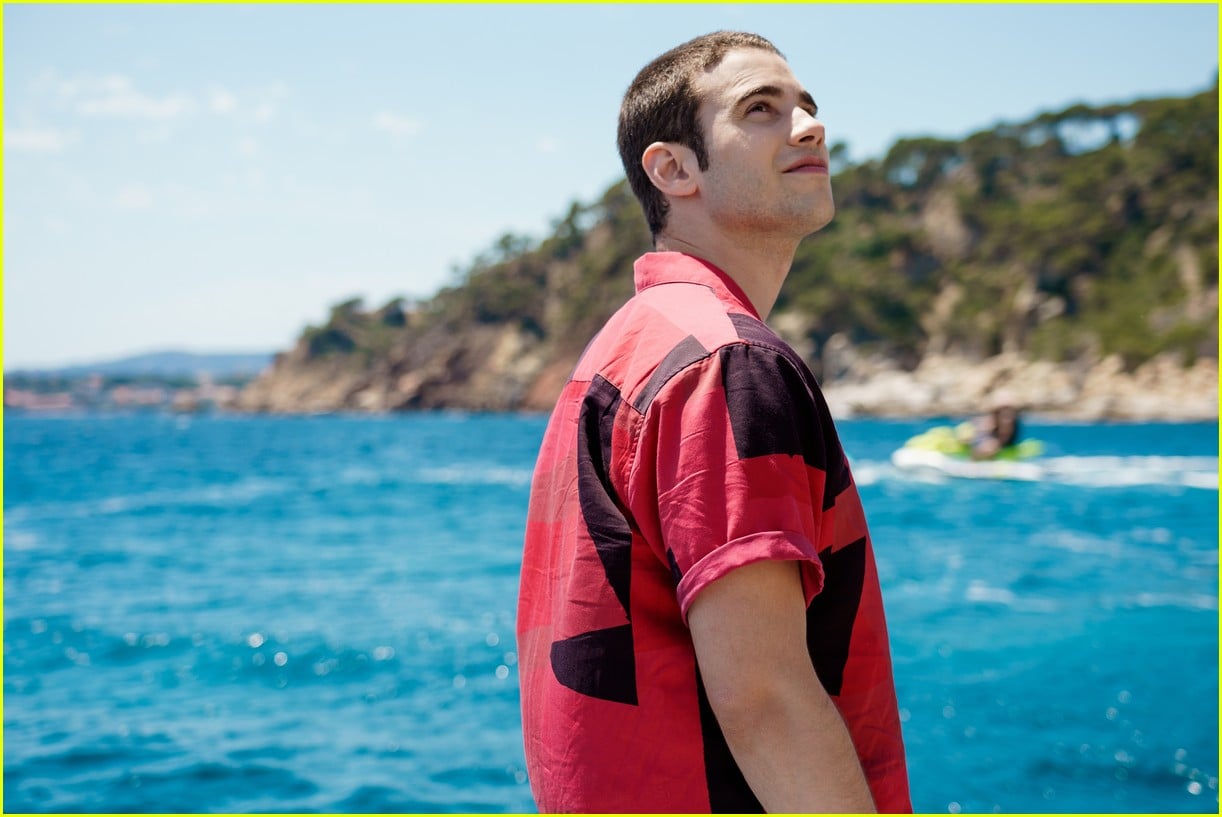 Julio Peña & Clara Galle Return for 'Through My Window: Across the Sea ...