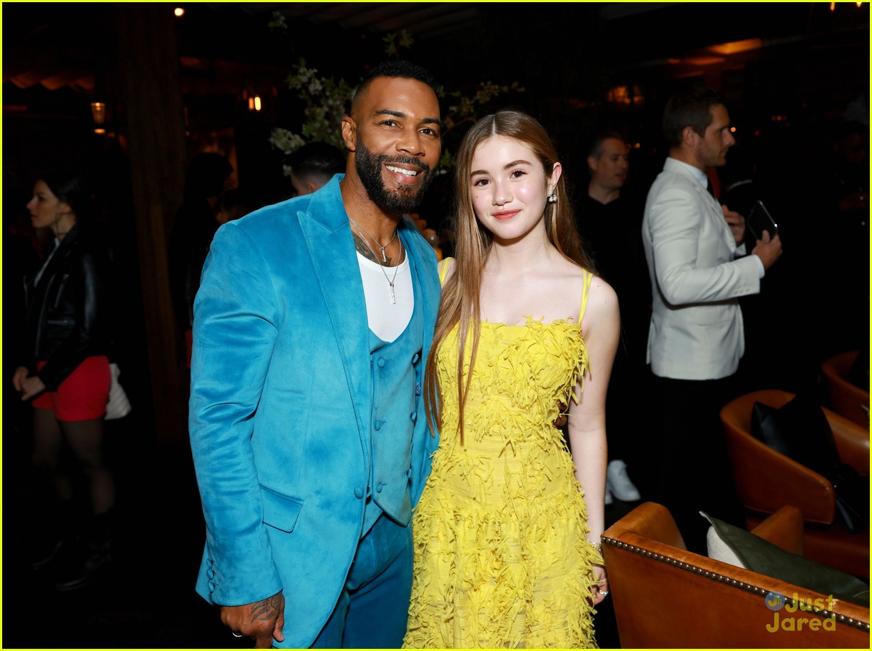 Lucy Paez Joins On Screen Mom Jennifer Lopez at 'The Mother' Premiere ...