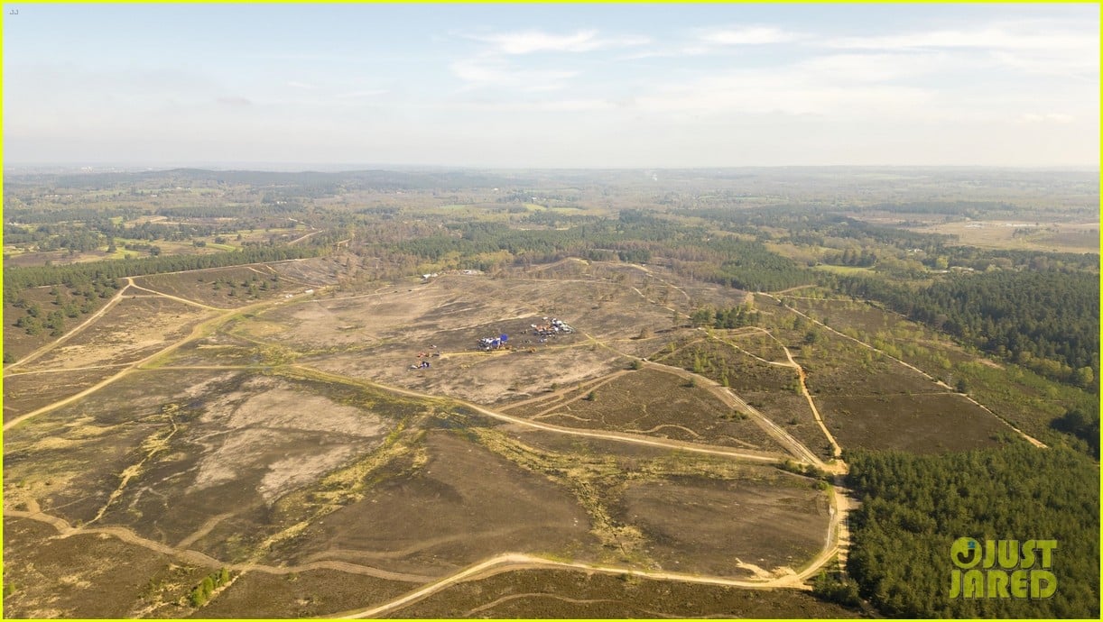 Cynthia Erivo Films Flying Scenes as Elphaba for 'Wicked' Movies ...