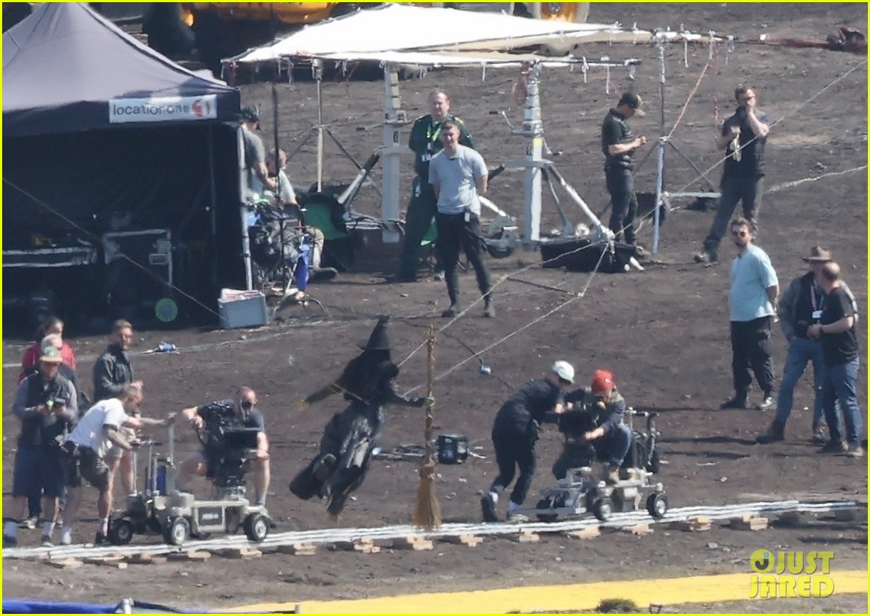 Cynthia Erivo Films Flying Scenes as Elphaba for 'Wicked' Movies ...