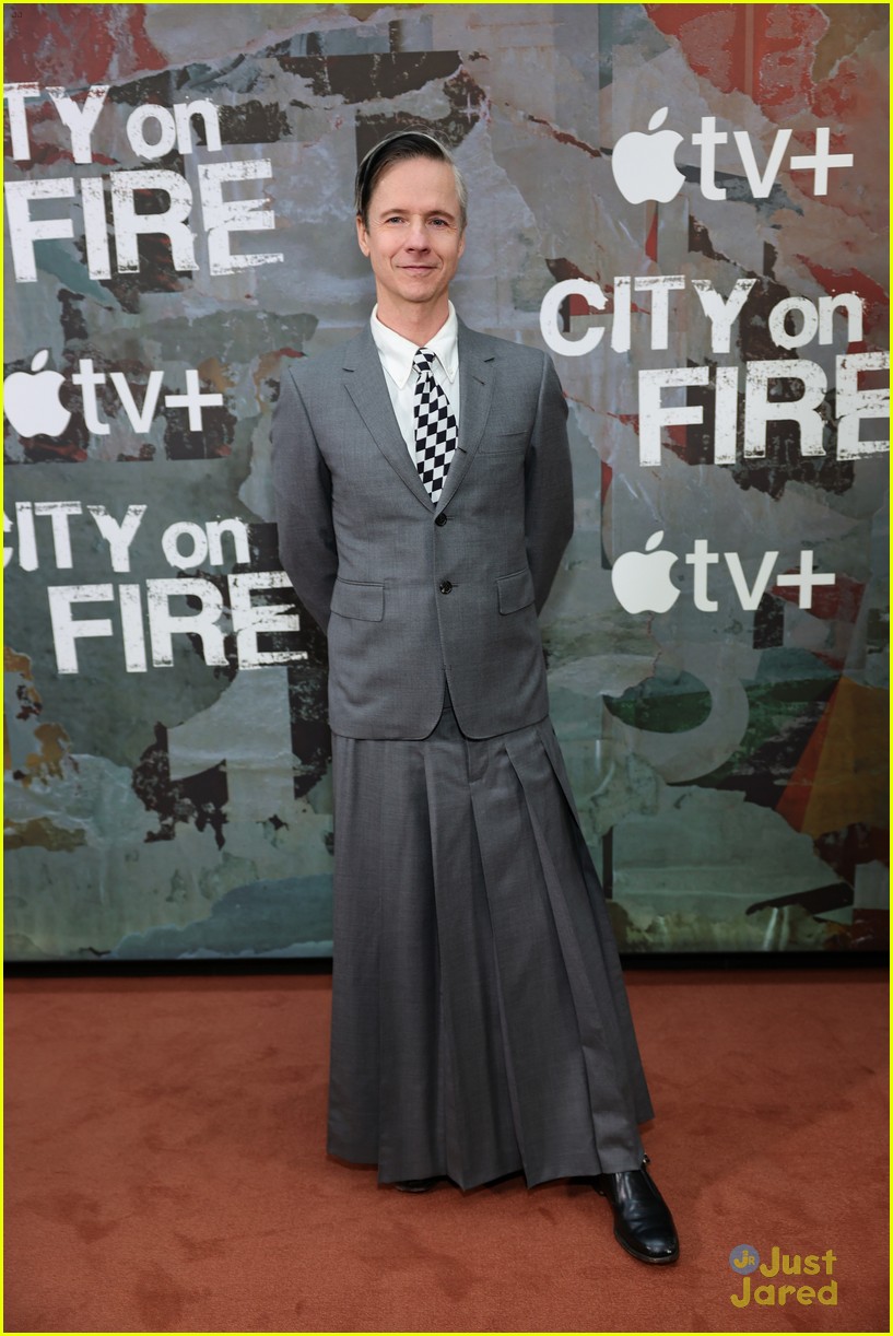 Wyatt Oleff & Chase Sui Wonders Join Co-Stars at 'City on Fire ...