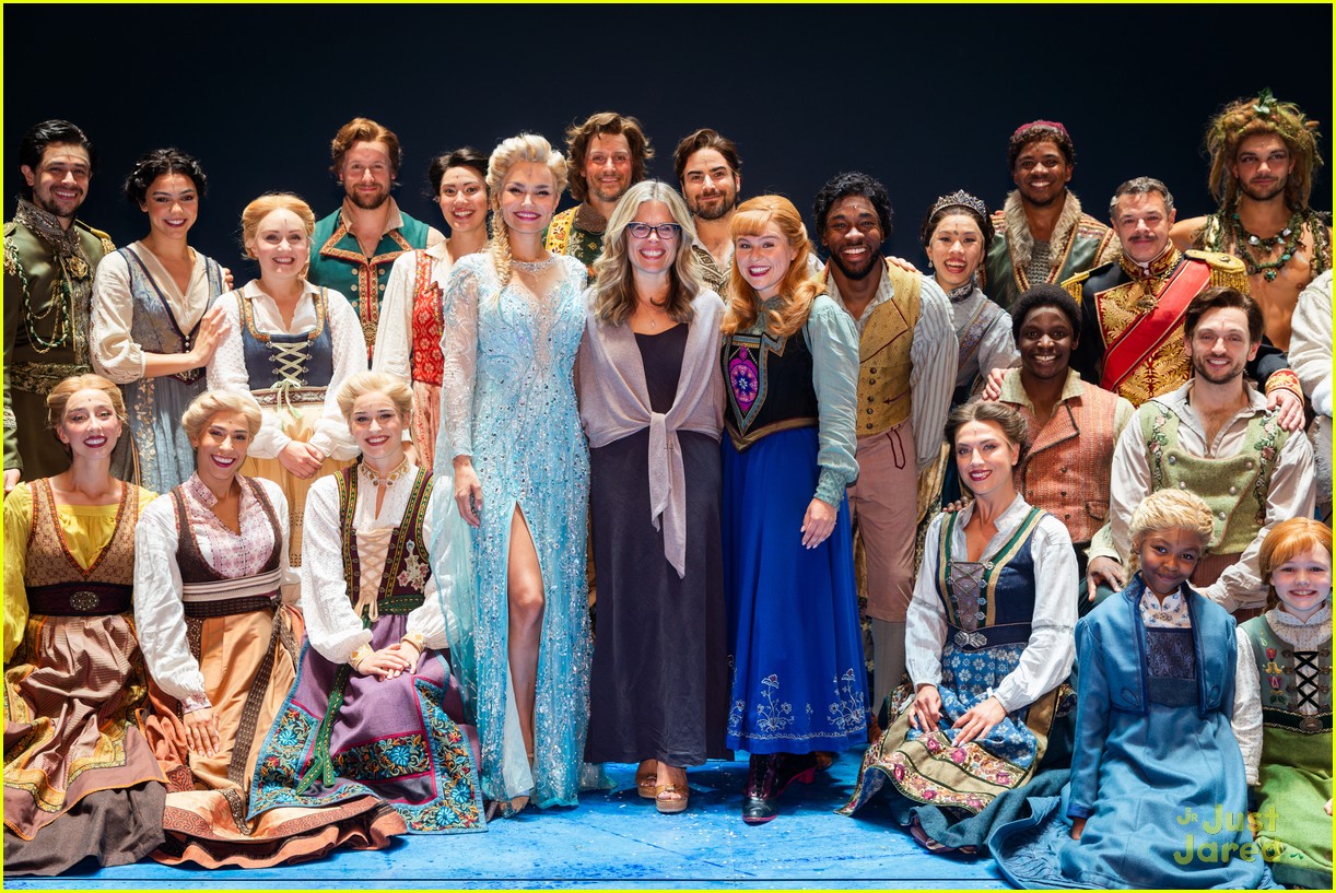 Full Sized Photo of frozen writer director jennifer lee not involved in ...