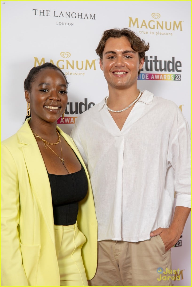 Full Sized Photo of heartstopper stars corinna brown kizzy edgell more ...