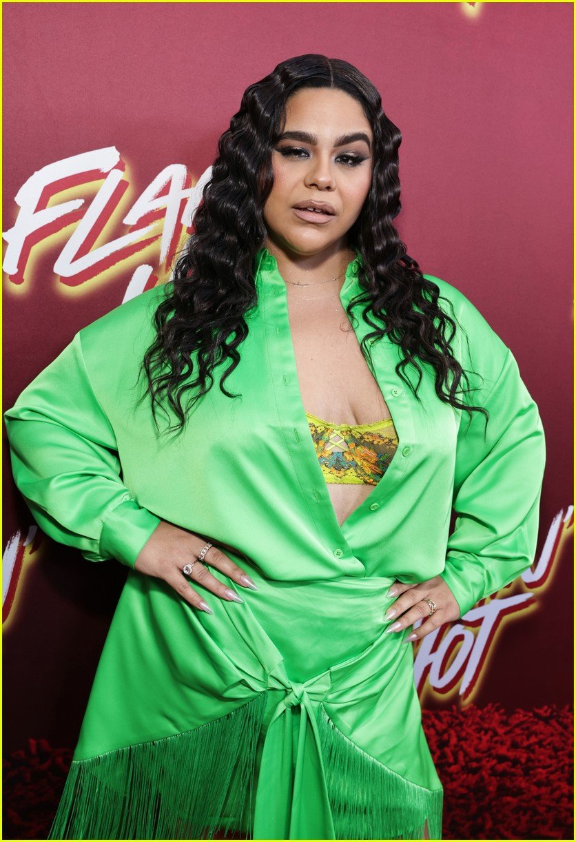 Gina Rodriguez, Jaime Camil & Eva Longoria Have 'Jane the Virgin ...