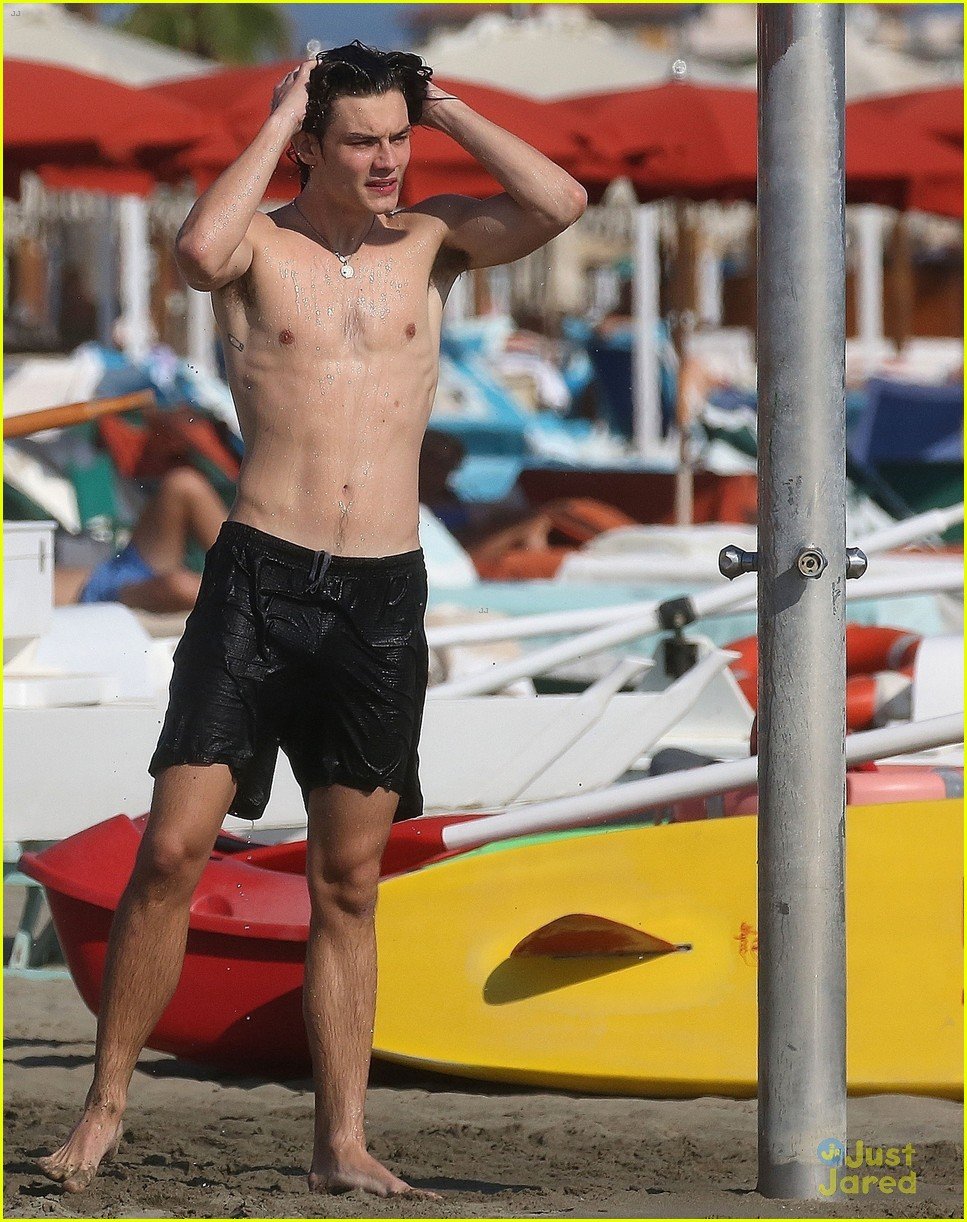 Full Sized Photo of louis partride soaks up the sun during time off in italy 05 | Louis ...