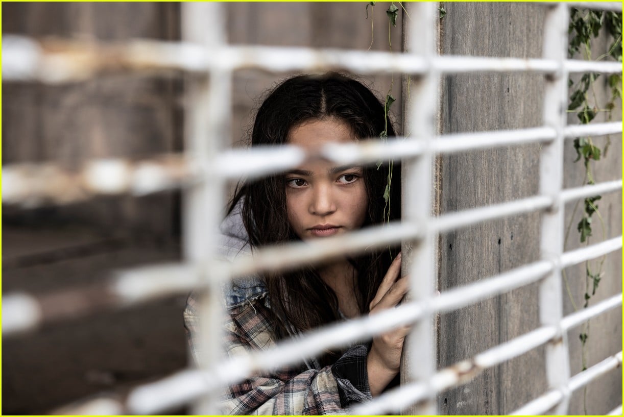 Get to Know 'The Walking Dead: Dead City' Star Mahina Napoleon with 10 ...