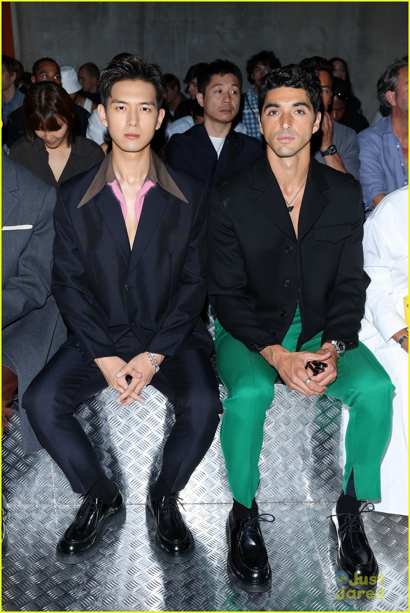 Taylor Zakhar Perez, Troye Sivan & Louis Partridge Sit Front Row at ...