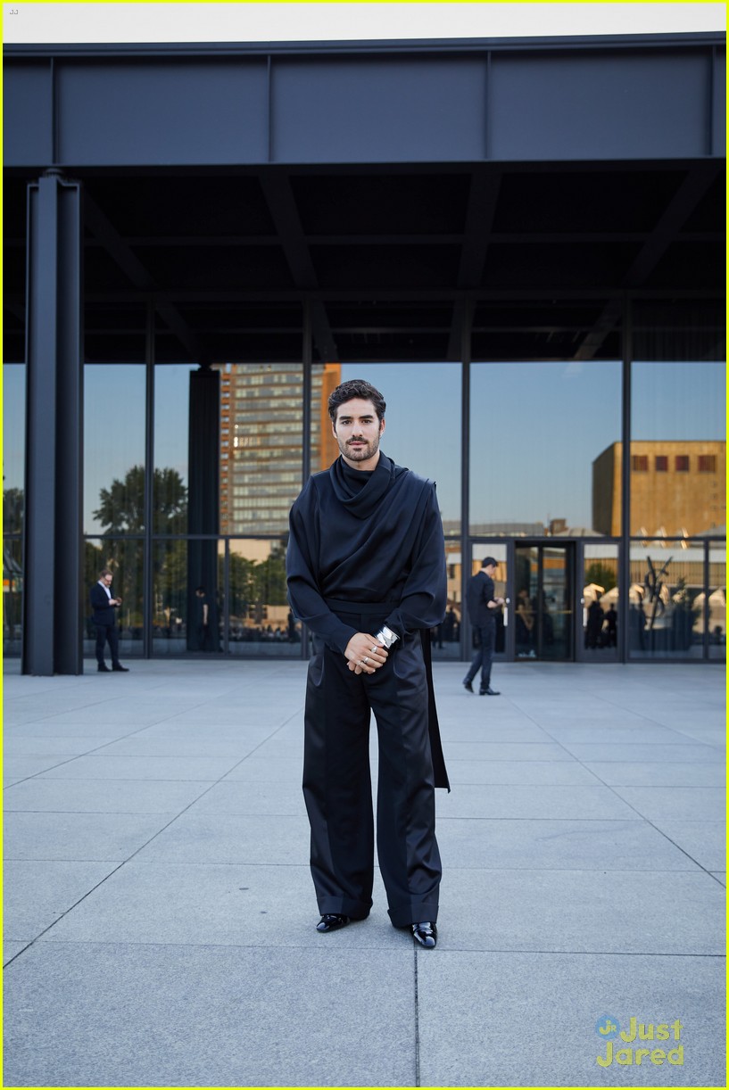 The Little Mermaid's Jessica Alexander, Manu Rios & Jaeden Martell ...