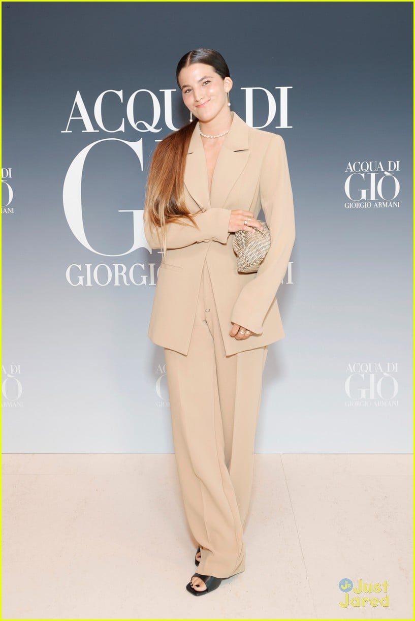 Outer Banks' Chase Stokes & Jonathan Daviss, Michael Evans Behling ...