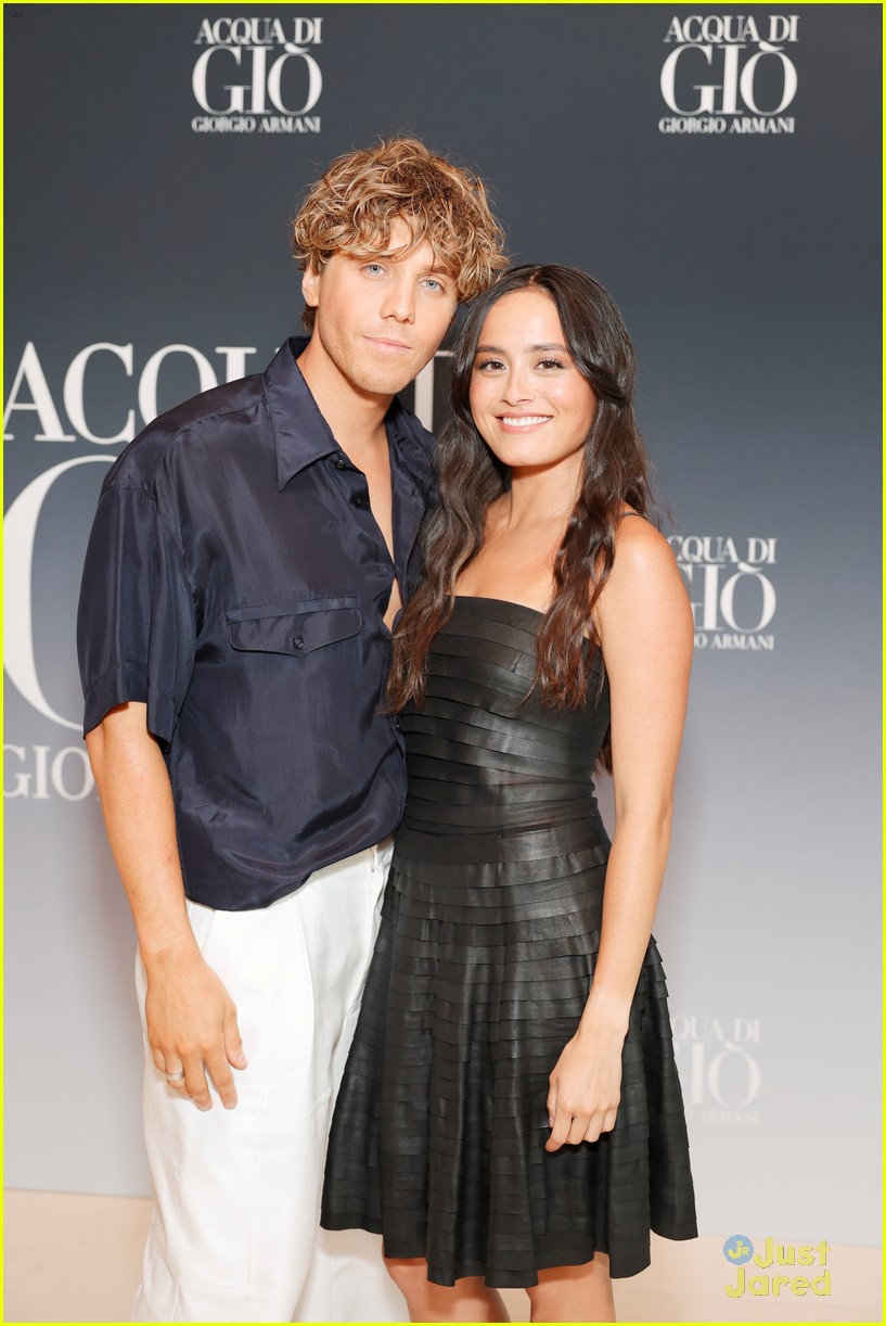 Outer Banks' Chase Stokes & Jonathan Daviss, Michael Evans Behling ...