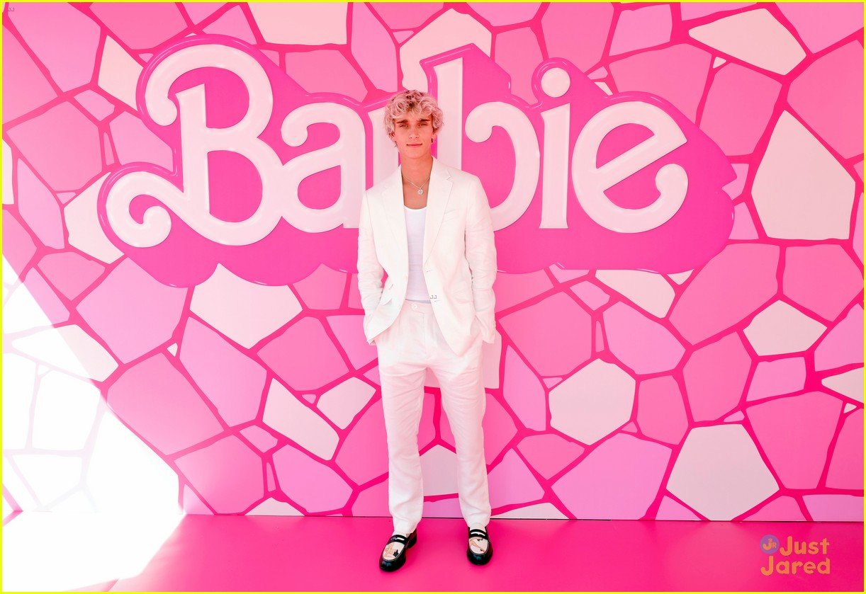Ariana Greenblatt, Alexandra Shipp, Dove Cameron & More Attend 'Barbie ...