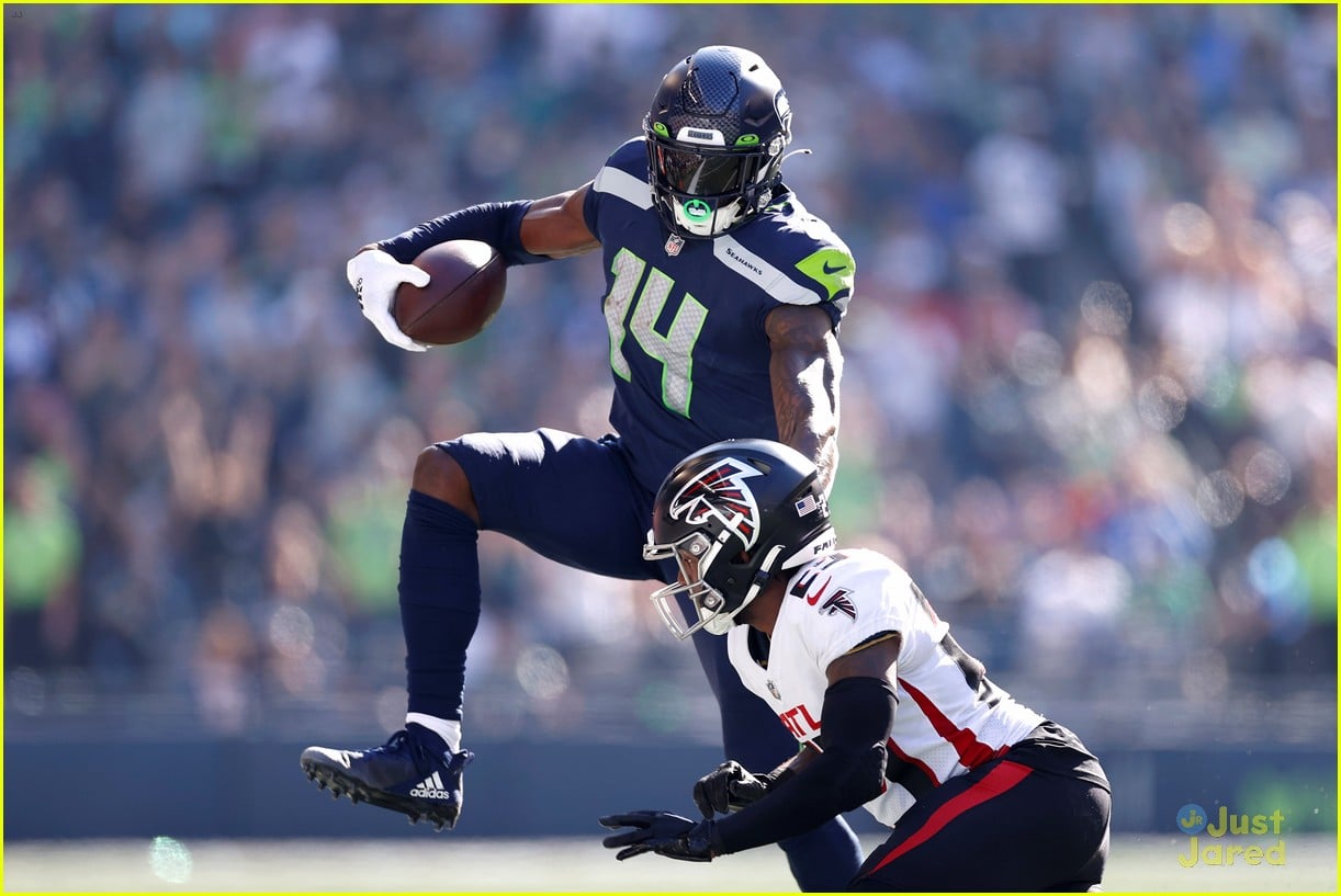 Who Is Normani's New Boyfriend? Meet Seattle Seahawks' DeKaylin 'DK ...