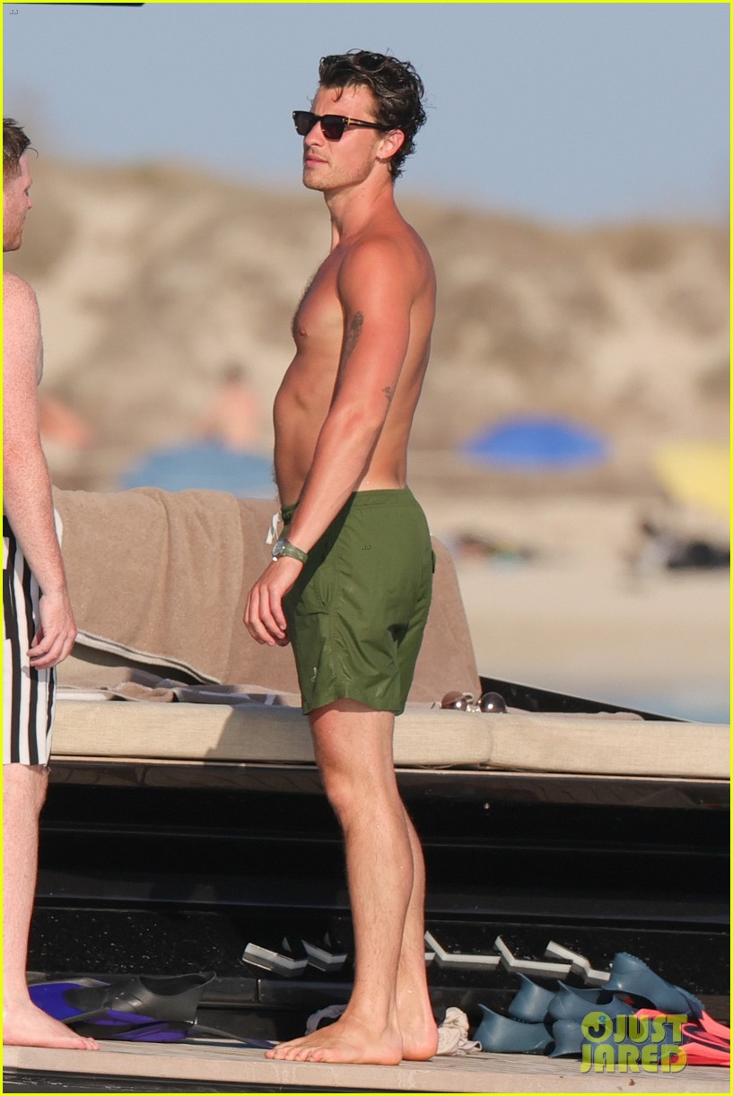 Shawn Mendes Enjoys Sun-Kissed Ibiza Vacation with Friends - See the ...
