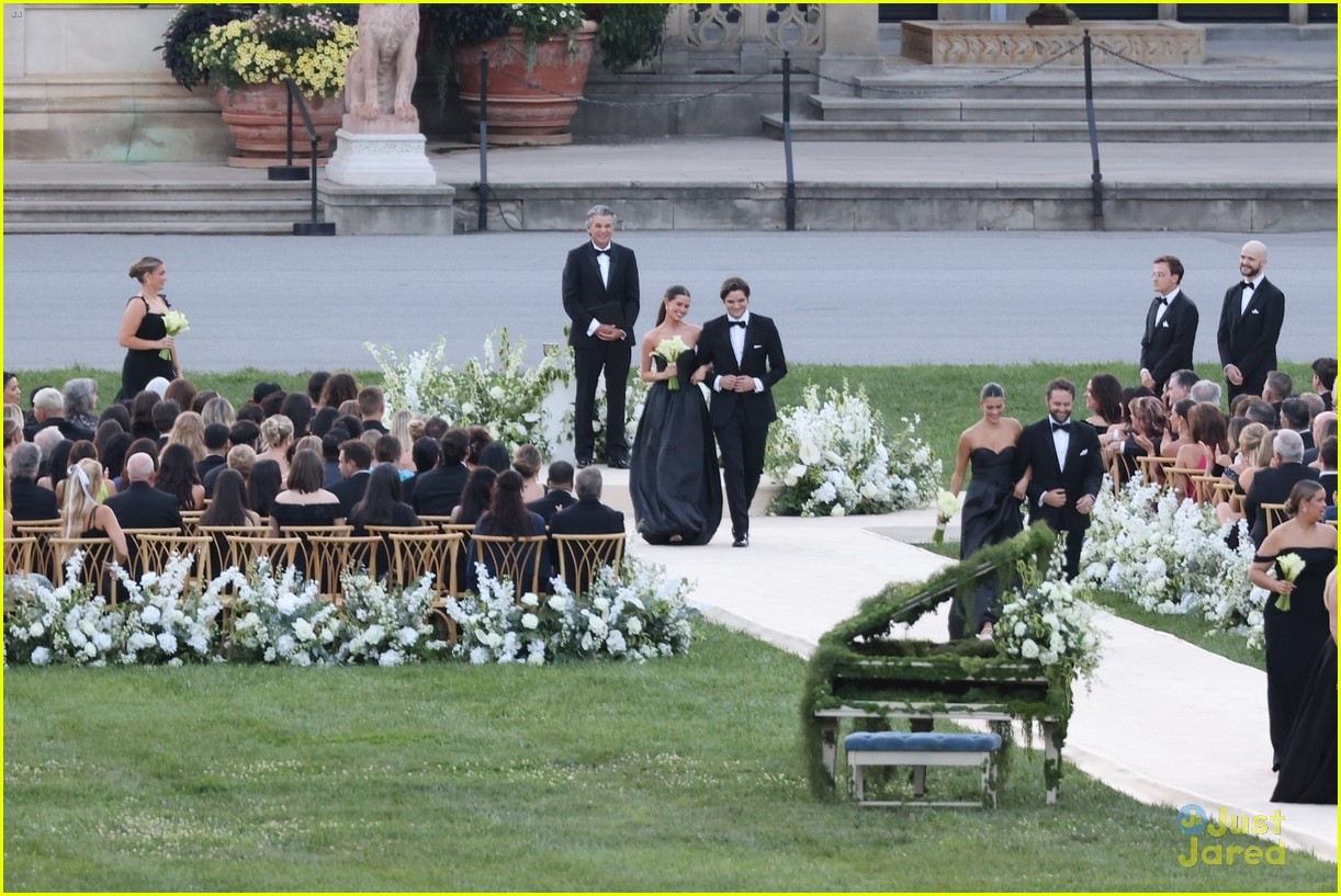 Full Sized Photo of aaron carpenter marries connar franklin in weekend ...