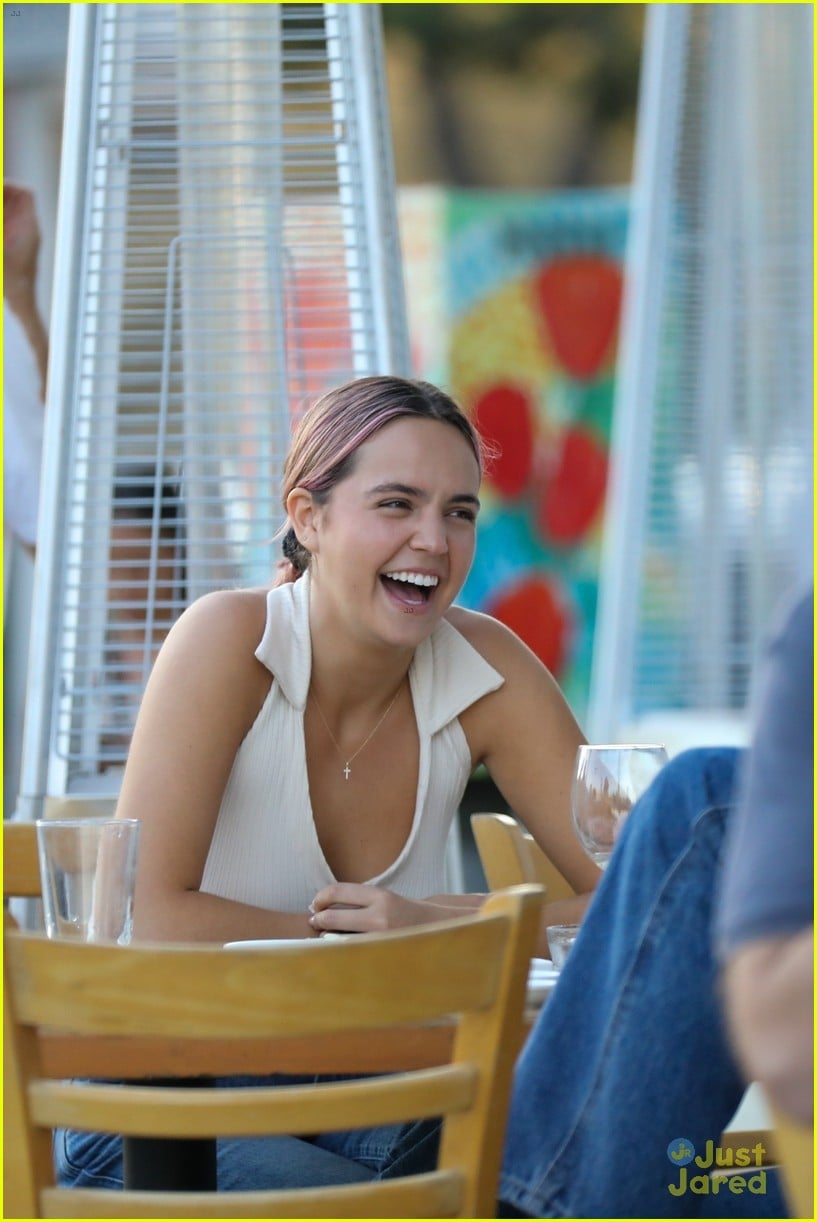 Bailee Madison & Blake Richardson Share a Kiss at Lunch After 'Eras ...