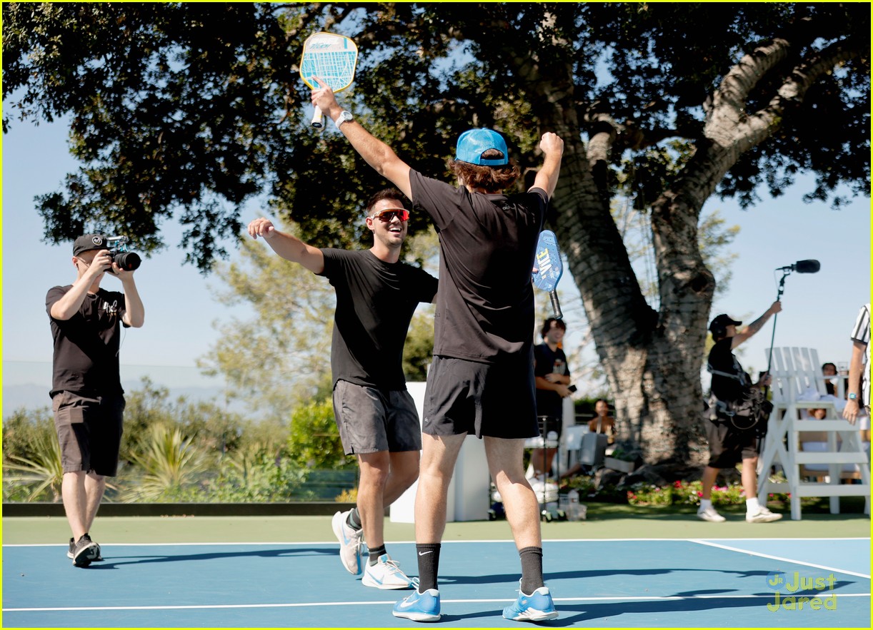 David Dobrik Hosts Pickleball Tournament with Blake Gray, Landon Barker ...