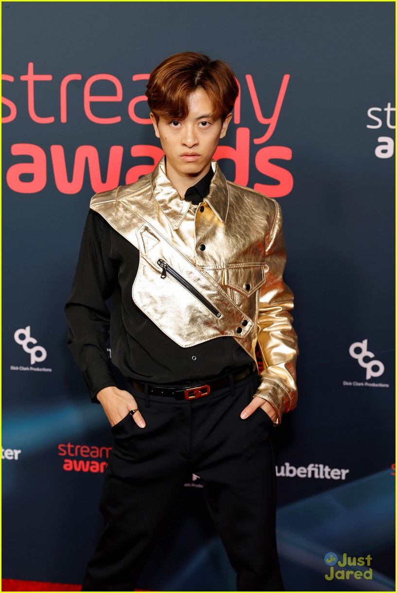 Kai Cenat, Chris Olsen & Dylan Mulvaney Win Big at Streamy Awards 2023 ...