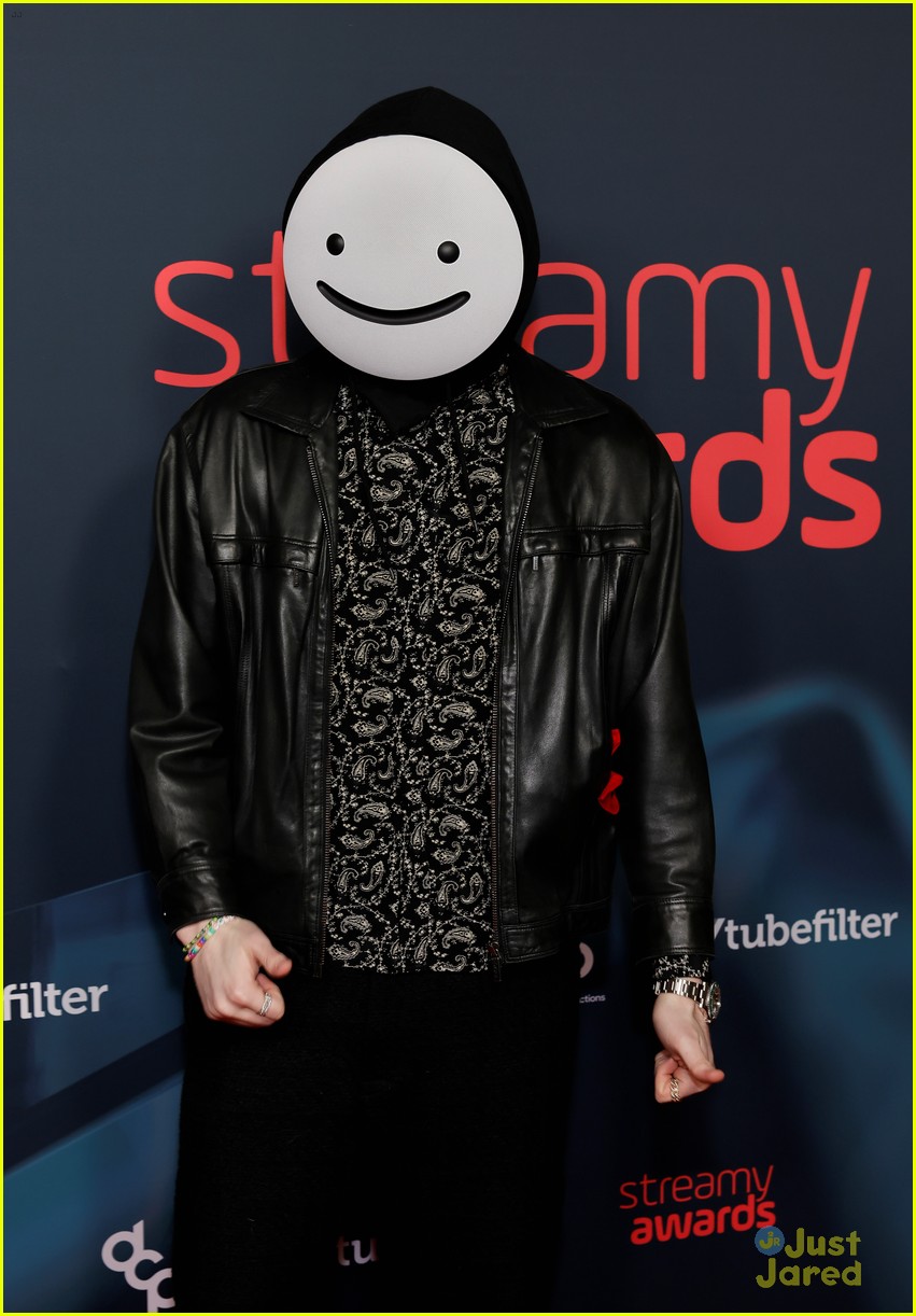 Kai Cenat, Chris Olsen & Dylan Mulvaney Win Big at Streamy Awards 2023 ...